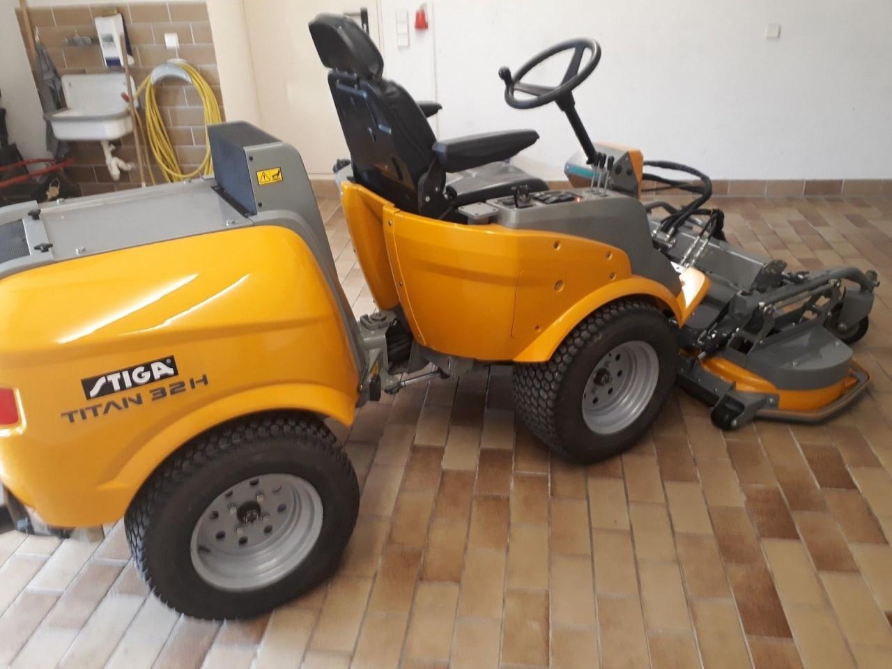 Stiga Titan 32 H zitmaaier grasmaaier